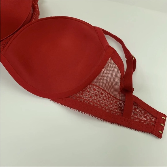 Victoria's Secret | Intimates & Sleepwear | New Incredible Victorias ...